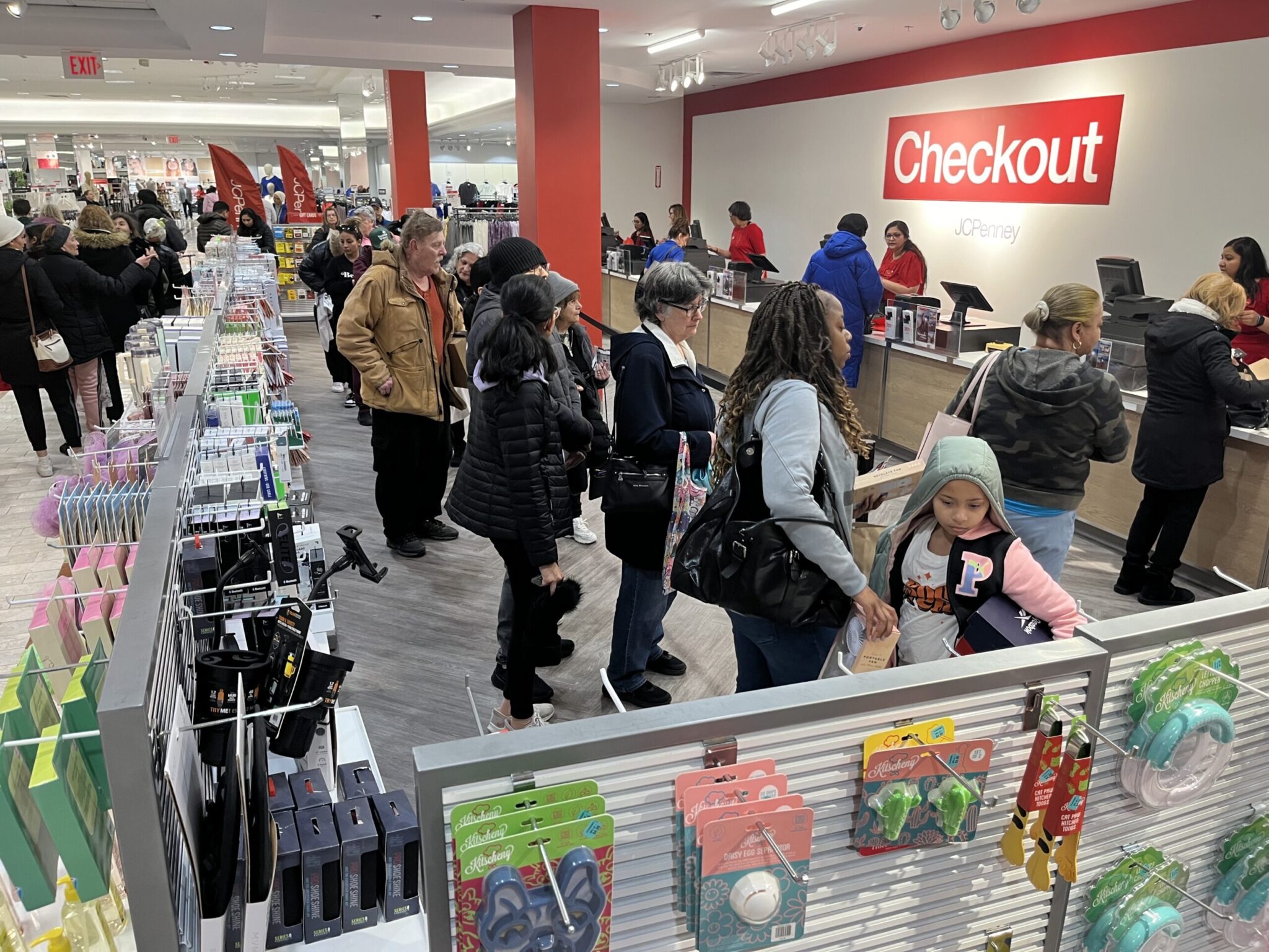JCPenney Welcomes Customers to Shop in New Store in Wayne, NJ ...